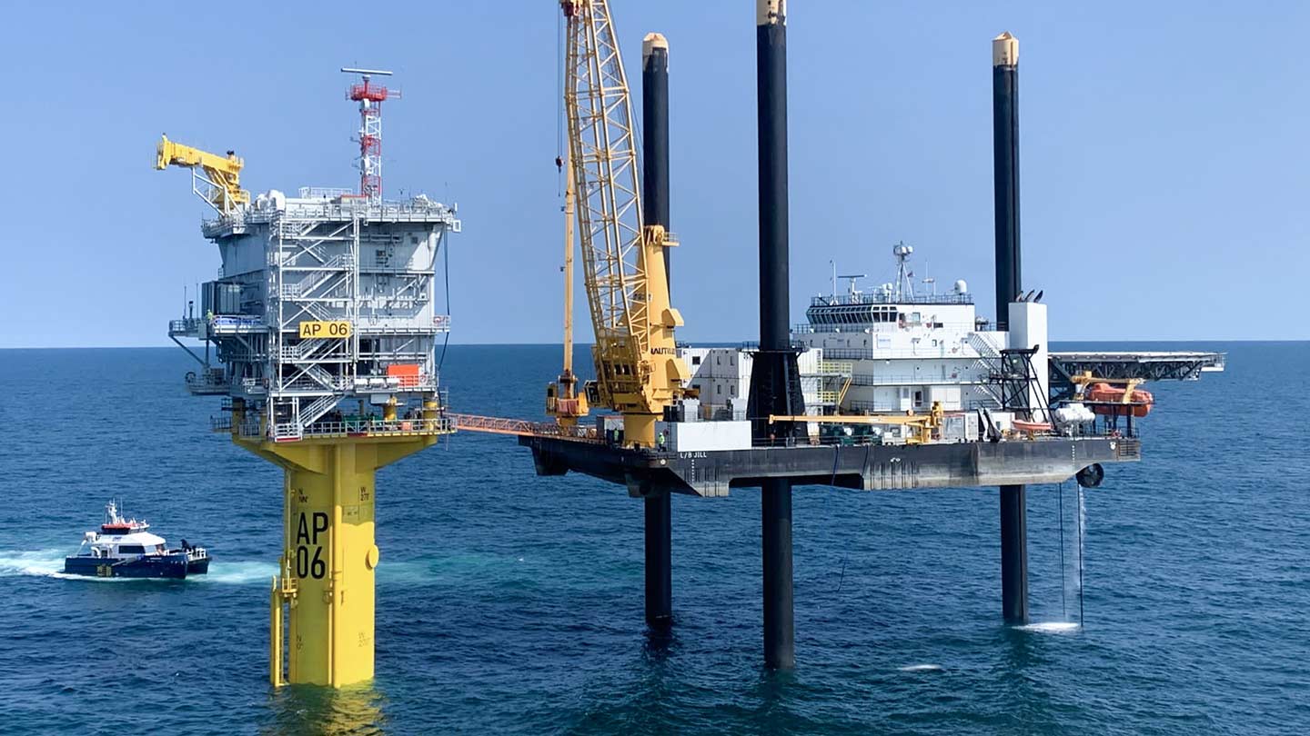 NY Powers Up First Offshore Wind Farm | South Fork Wind