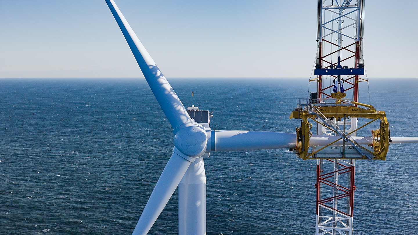 NY Powers Up First Offshore Wind Farm | South Fork Wind