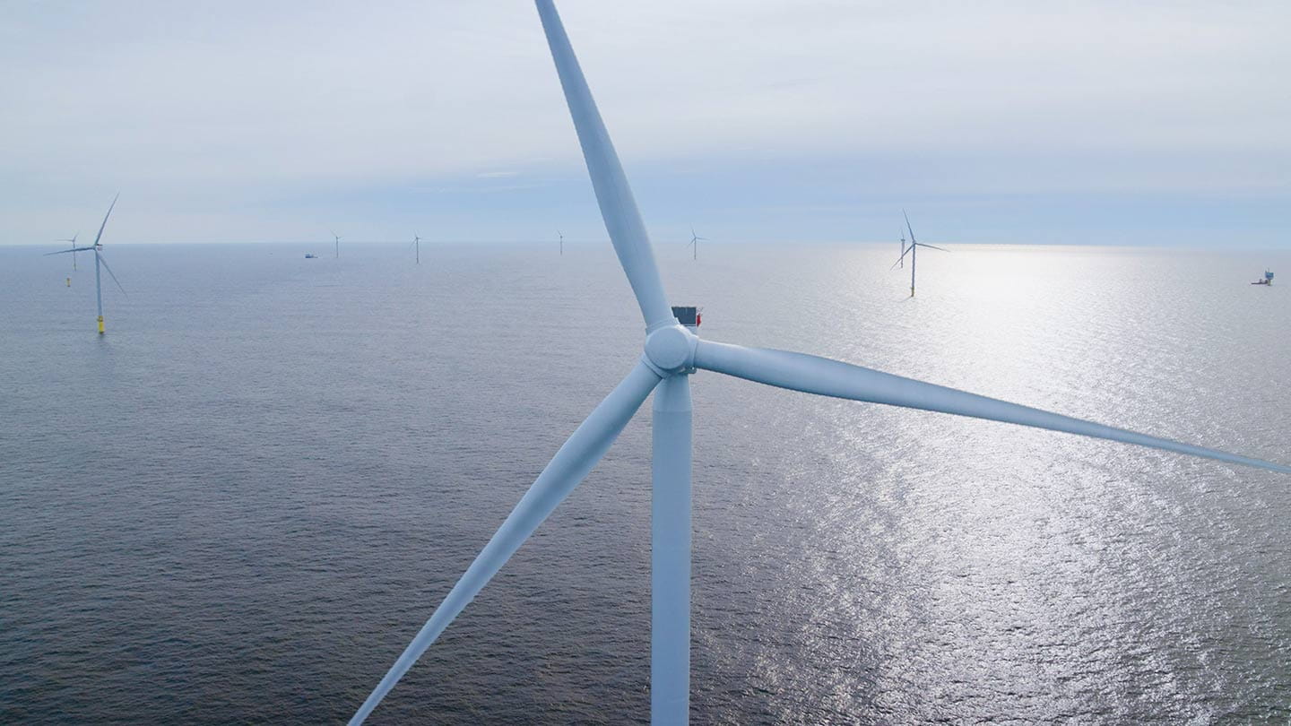 NY Powers Up First Offshore Wind Farm | South Fork Wind